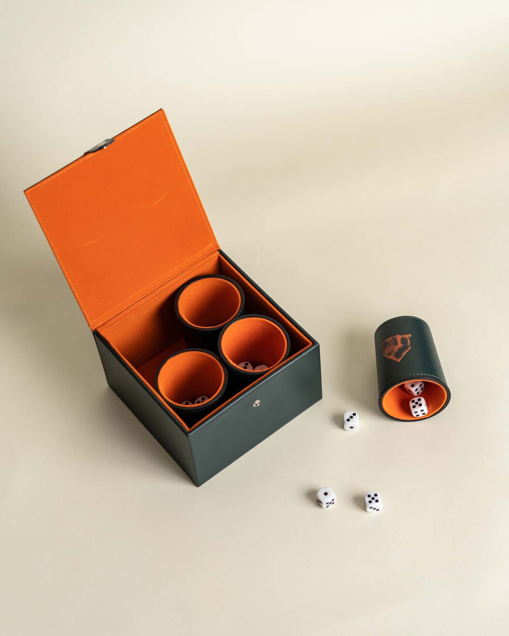 H+P Liars Dice Set – Huck & Paddle